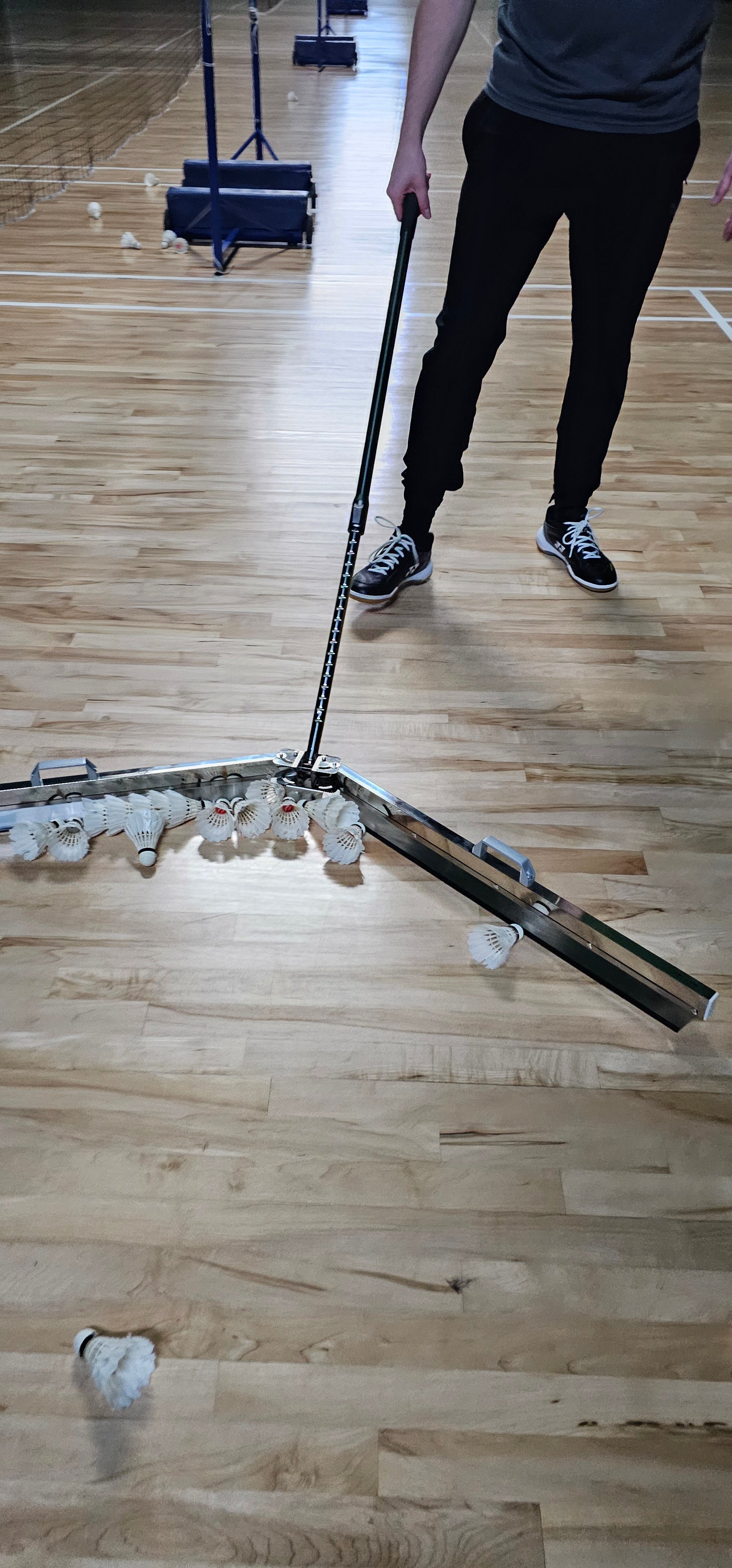 Shuttle broom, shuttle collector, coaching accessory - SOLID BUILD ...