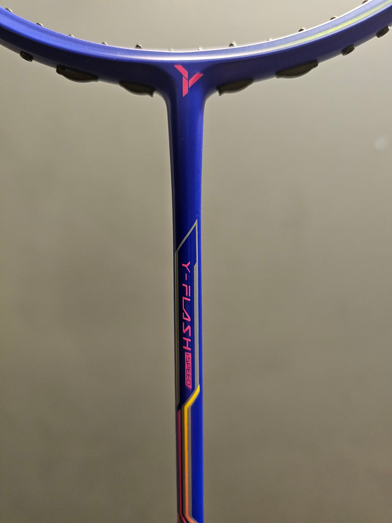 YangYang/Young Y Flash iSPEED Badminton Racket | badminton racket review