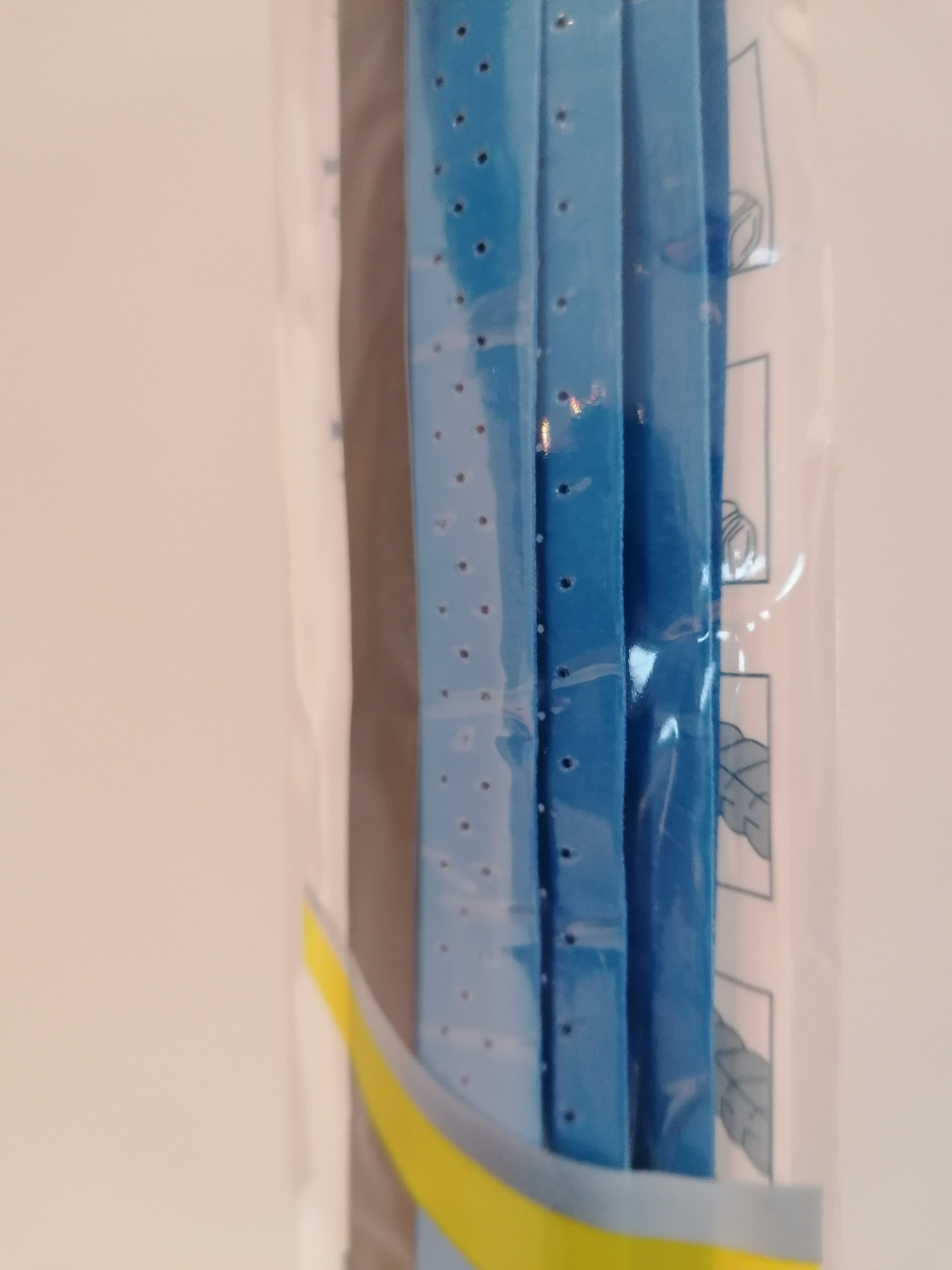 Badminton Racket PVU grip | badminton racket review